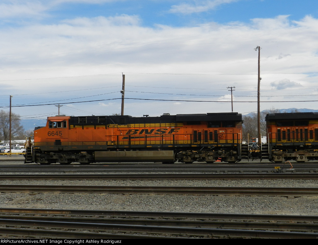 BNSF 6645